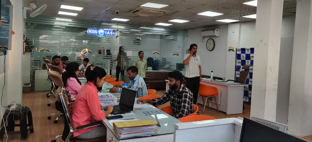 Join Offline Khan Global Studies Center in Mukherjee Nagar - Delhi